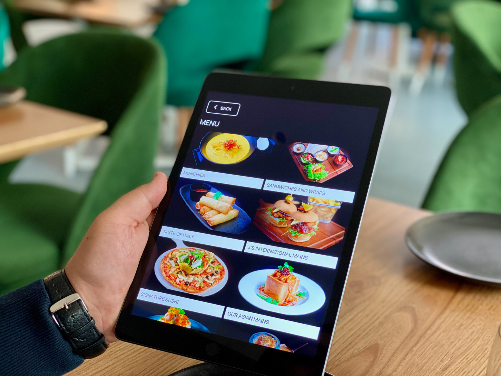 Going Digital: The Future of Restaurant Menus - The Washington Note