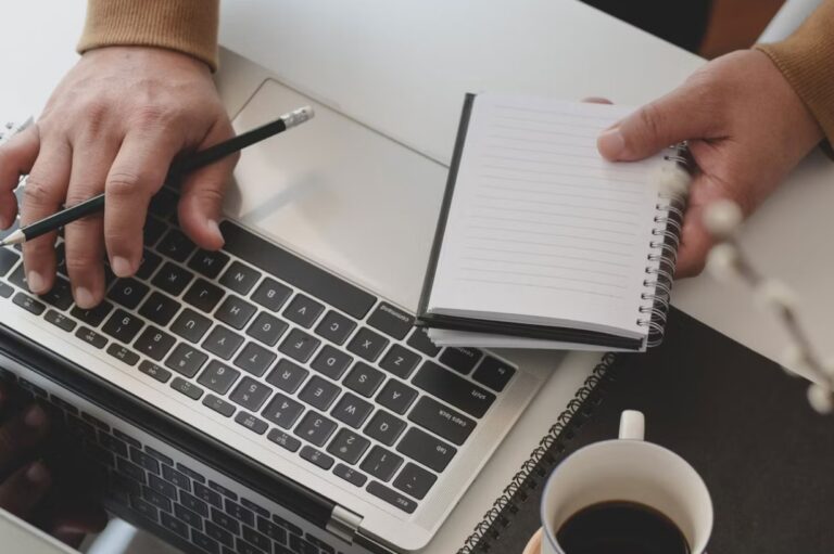 Google Docs vs. Microsoft Word: A Comprehensive Comparison - The ...