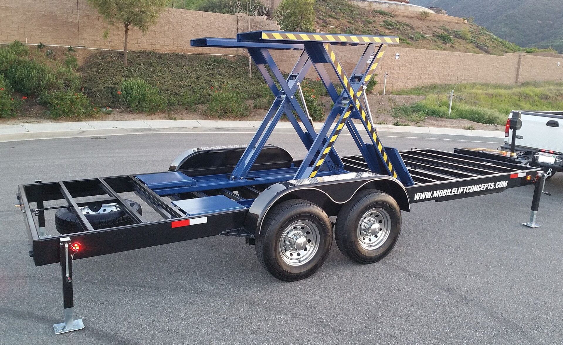 Customizing Your Car Hauler Trailer: 16 Tips and Ideas - The Washington ...